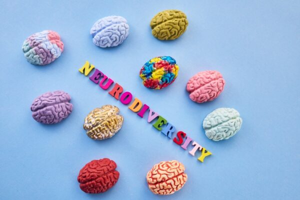 How to Manage Neurodiverse Employees - neurobox